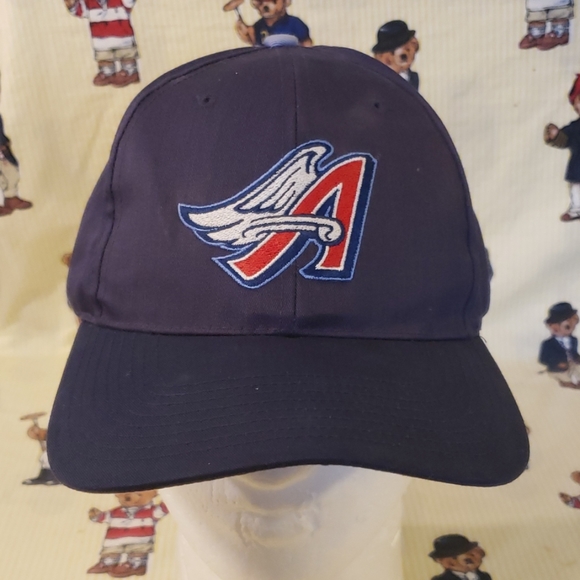 Genuine Merchandise | Accessories | Vintage Angels Snapback Hat | Poshmark